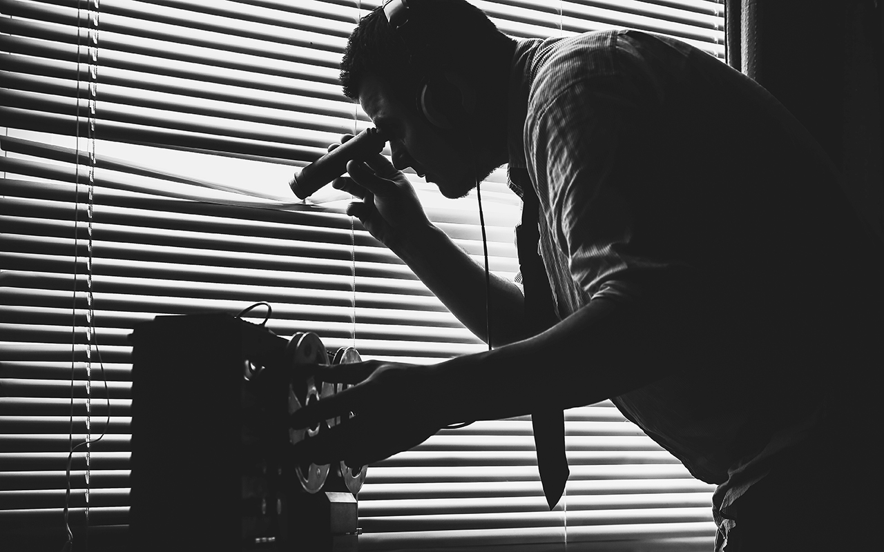 Cold War Spies: Espionage and Intelligence Agencies - HistoryReveal.com